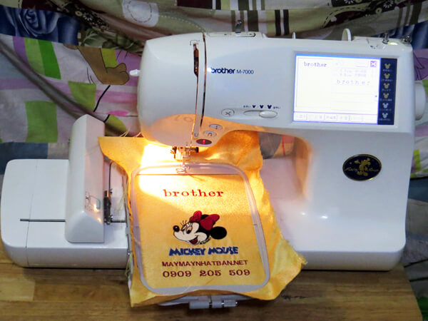 Máy Thêu Brother M7000: Đỉnh Cao Công Nghệ Thêu Cho Doanh Nghiệp